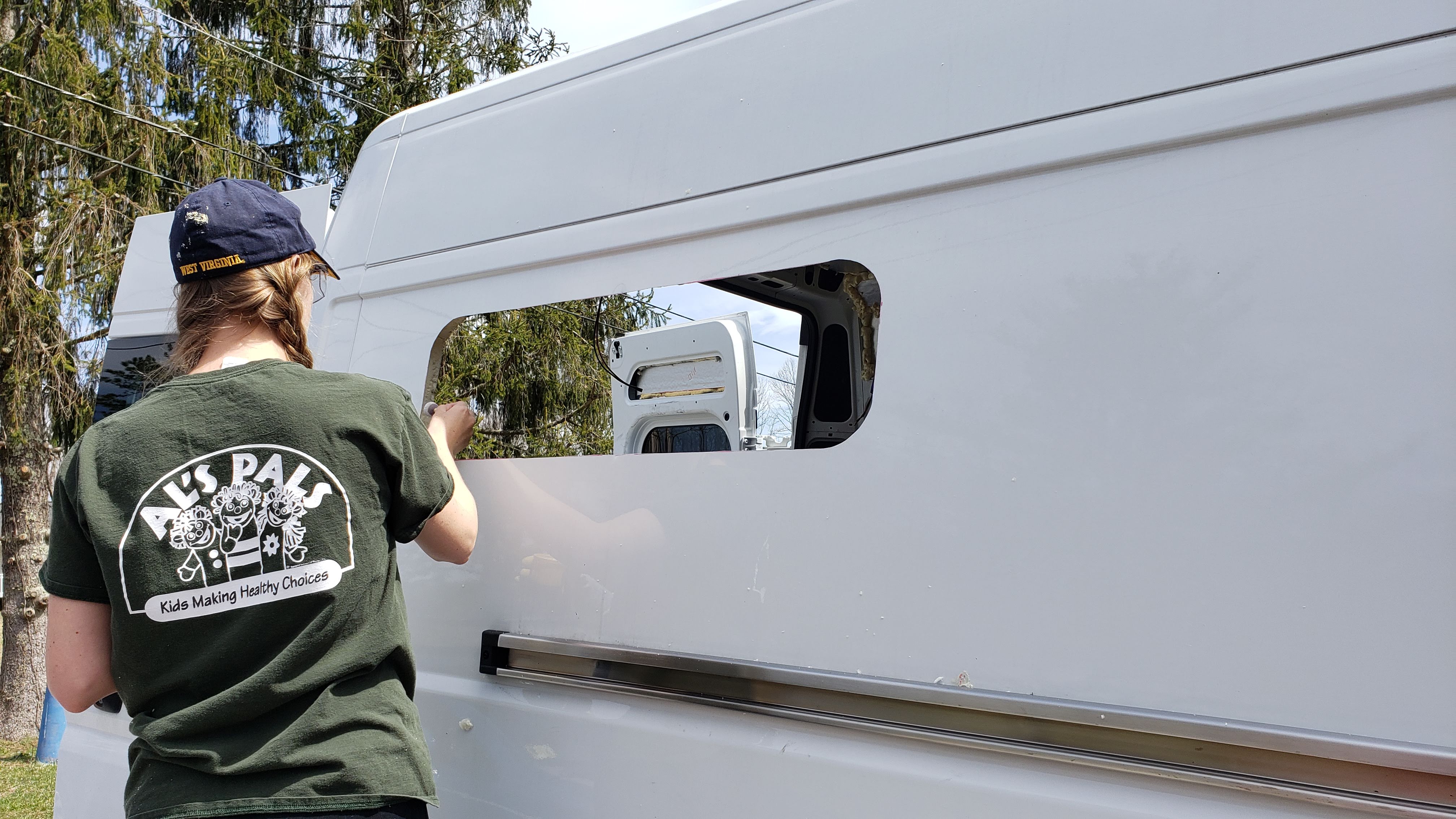 Van Conversion: Installing Van Windows – Just Edith